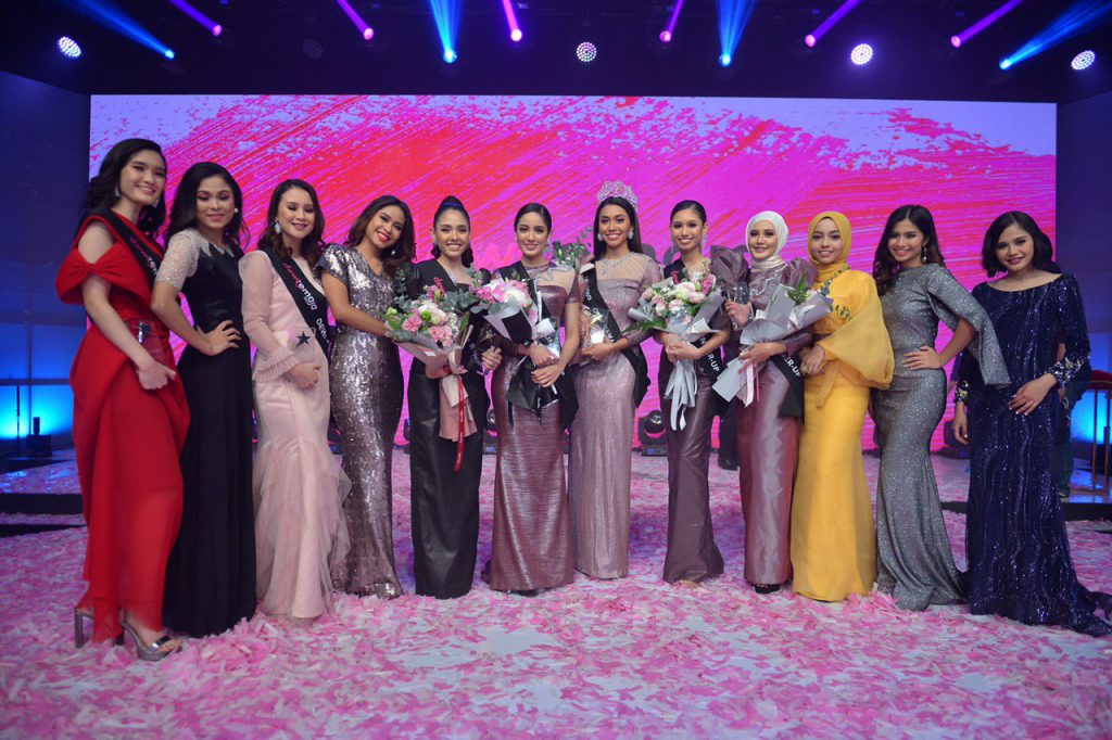 23 Selebriti Kelahiran Dewi Remaja, Siapa Paling Letop? - Remaja