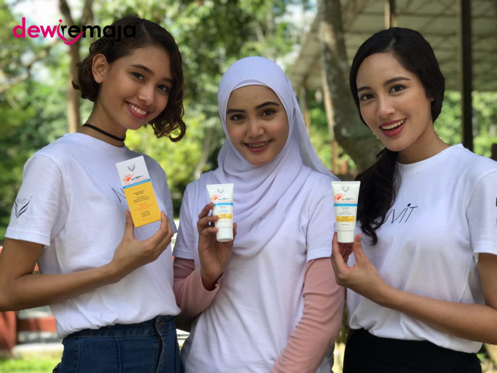 23 Selebriti Kelahiran Dewi Remaja, Siapa Paling Letop? - REMAJA
