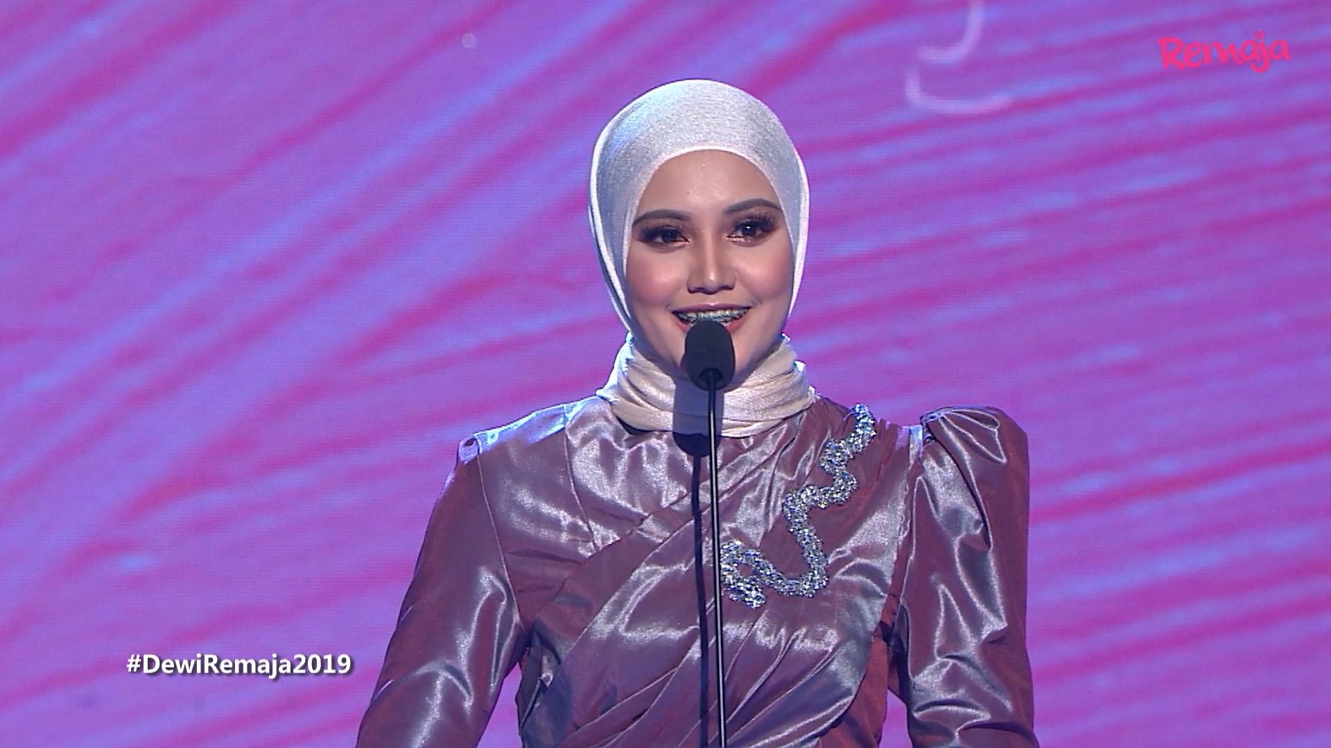 Final Dewi Remaja 2019 I Q&A Syamira Nazir