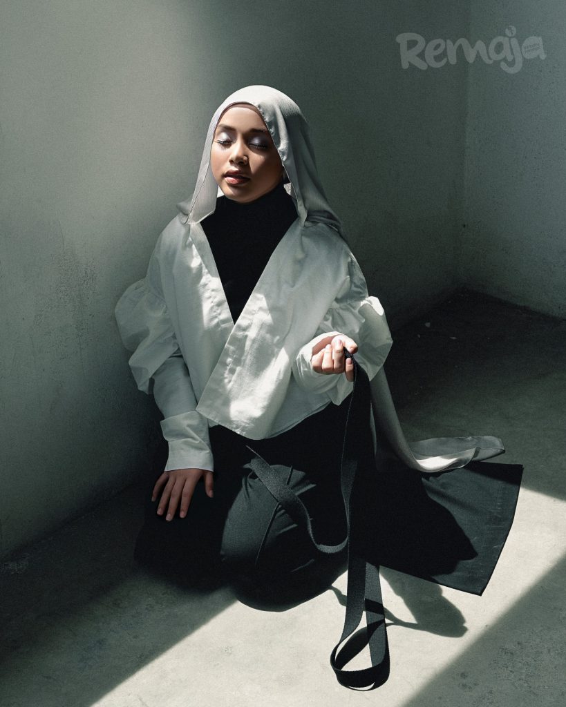 25 Under 25: Gelaran 'Rapper Berbaju Kurung' Beri Tekanan Pada BUNGA?